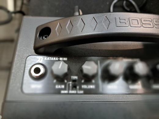 Gear Hunter | BOSS Katana Mini